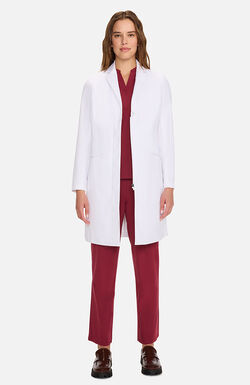 Stylish Women's Lab Coats | Medelita